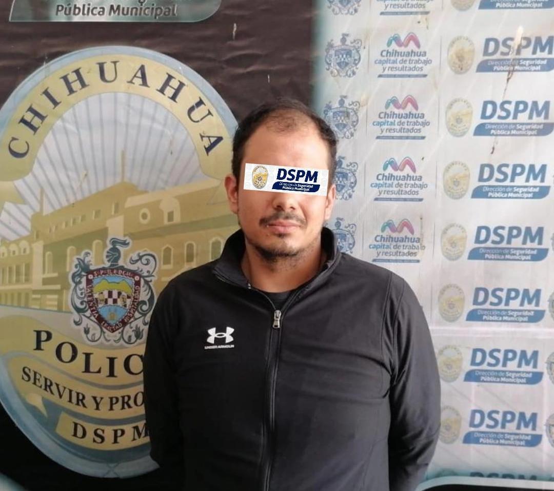 Municipales detienen a un hombre por amenazas con arma de fuego – Entre Líneas